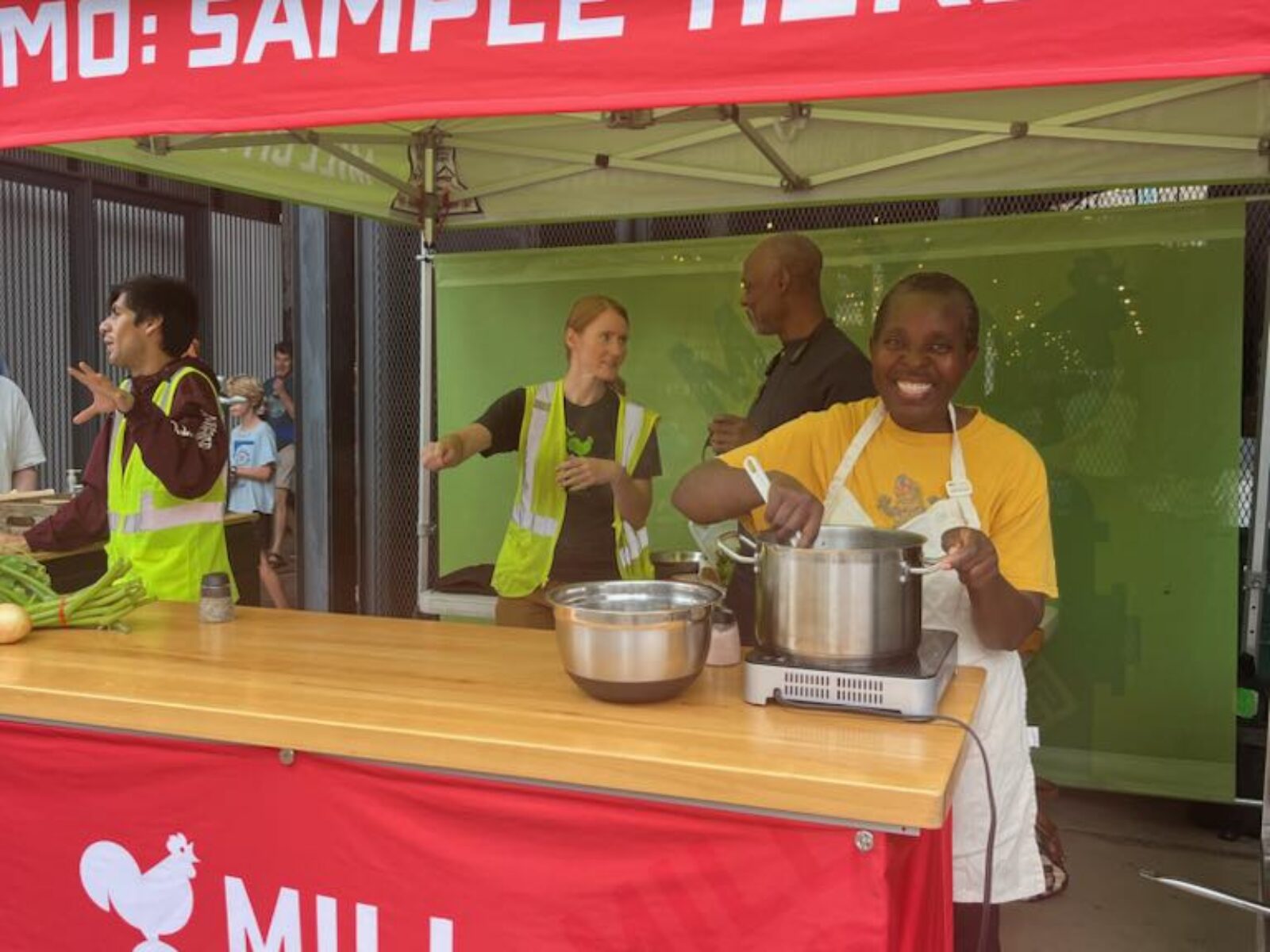 Mill City Farmers Market - Minneapolis, Minnesota - Local groceries ...