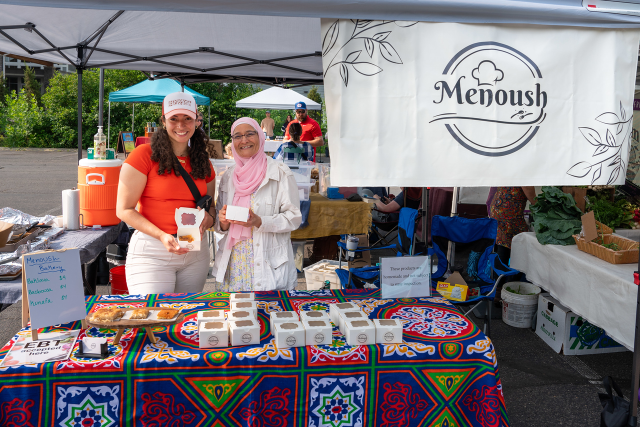 Menoush Bakery - Mill City Farmers Market